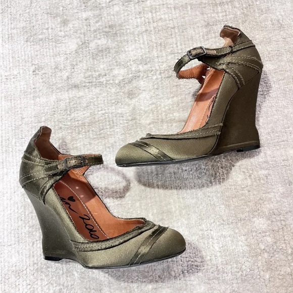 Lanvin | Shoes | Lanvin Olive Green Satin Wedges Size 355 Eu 55 Us ...